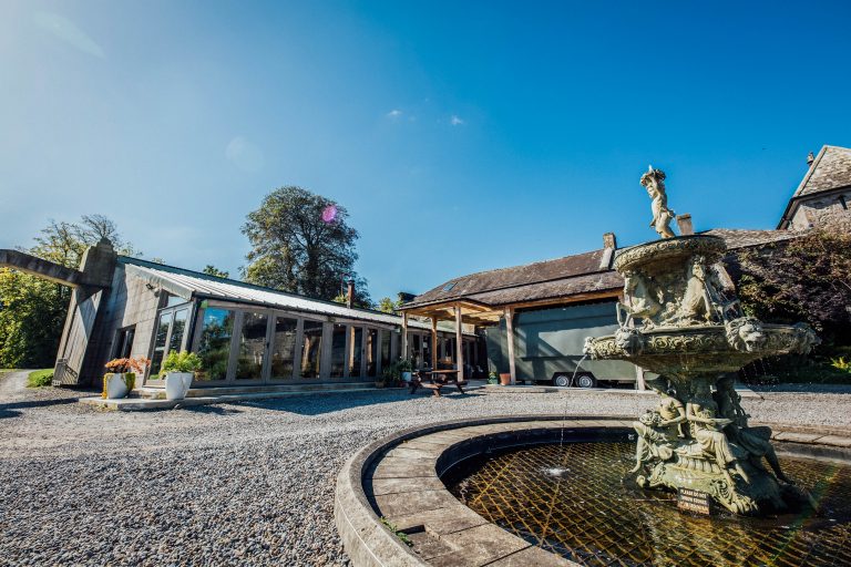 Gallery and videos - Springfield Castle